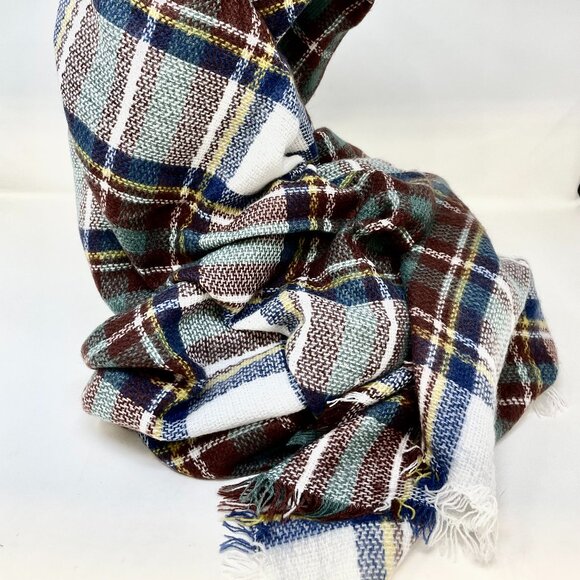 Accentrix | Accessories | Accentrix Plaid Scarf | Poshmark